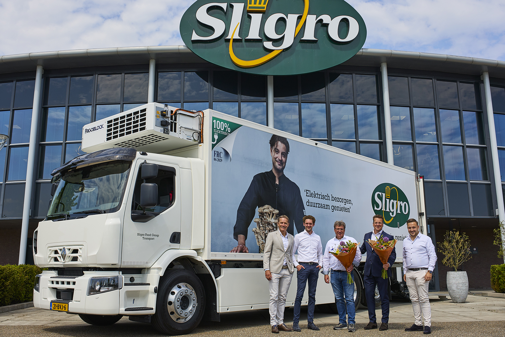 Sligro Food Group start eigen transportbedrijf met elektrische Renault Trucks E-Tech D Wide